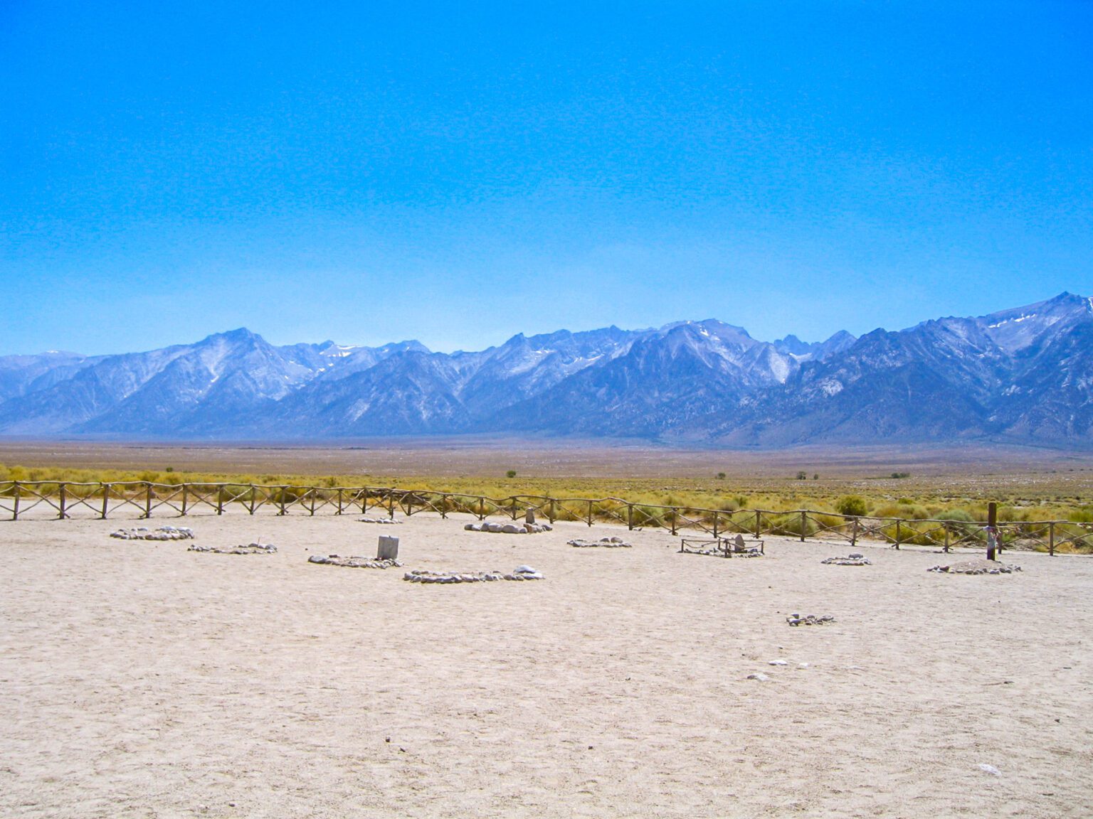 Guide to Manzanar National Historic Site - California